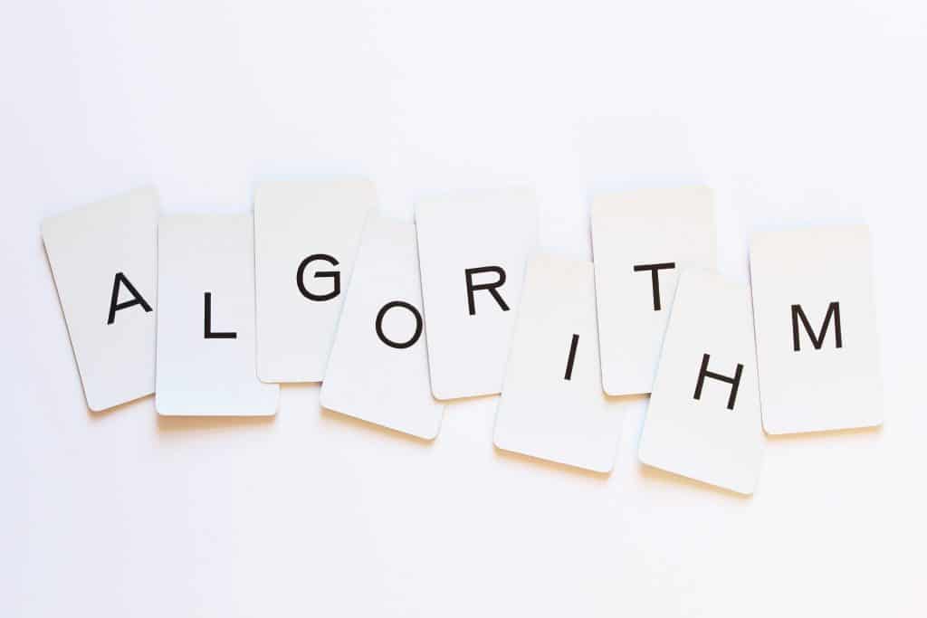 Algoritmo: saiba o que é e como funciona.